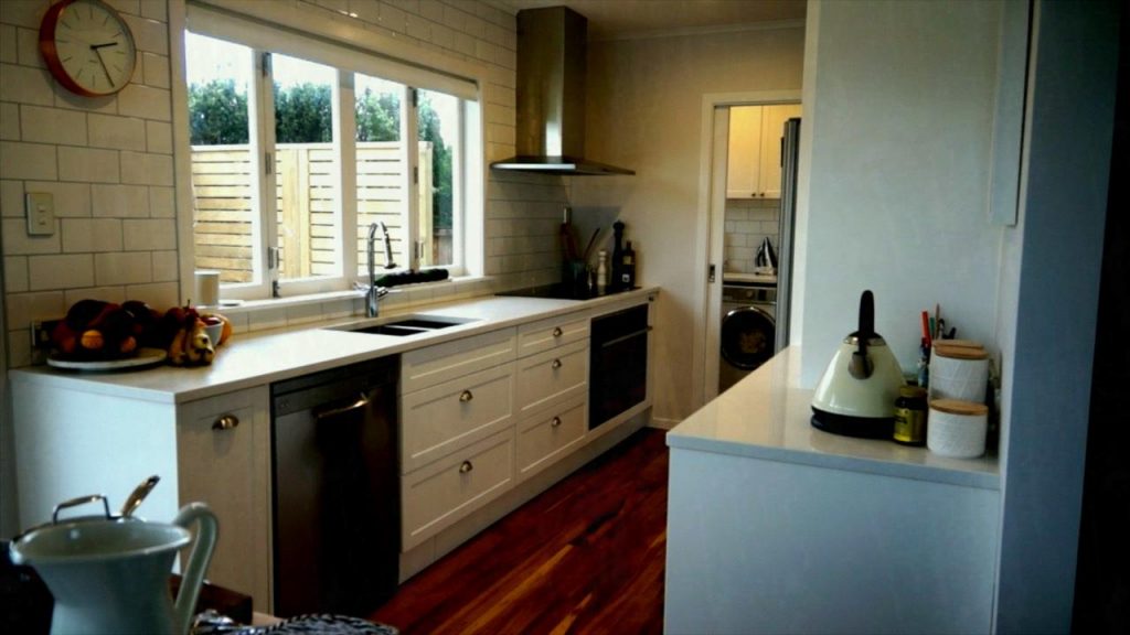 Advantages and disadvantages of Doing Your Own Kitchen Renovation ...